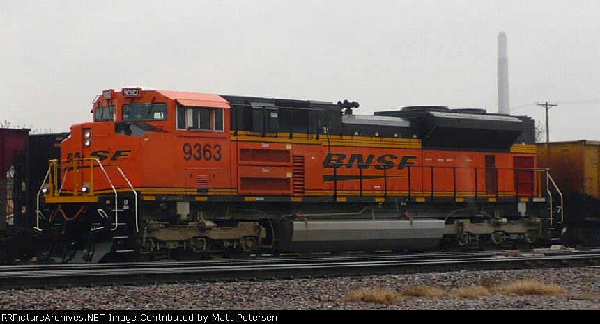 BNSF 9363